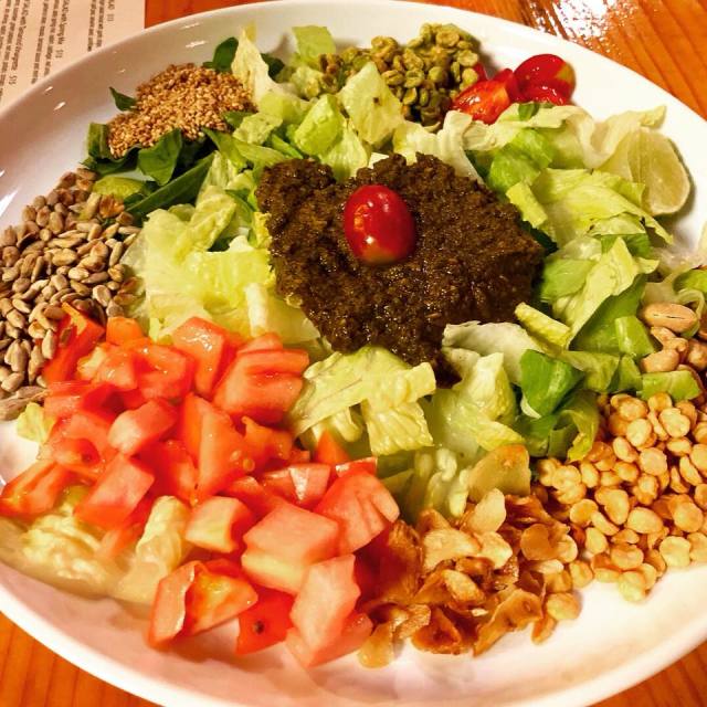 大人気のミャンマー料理店 - Rangoon Burmese Kitchen - ハワイ | TERIYAKI [テリヤキ]